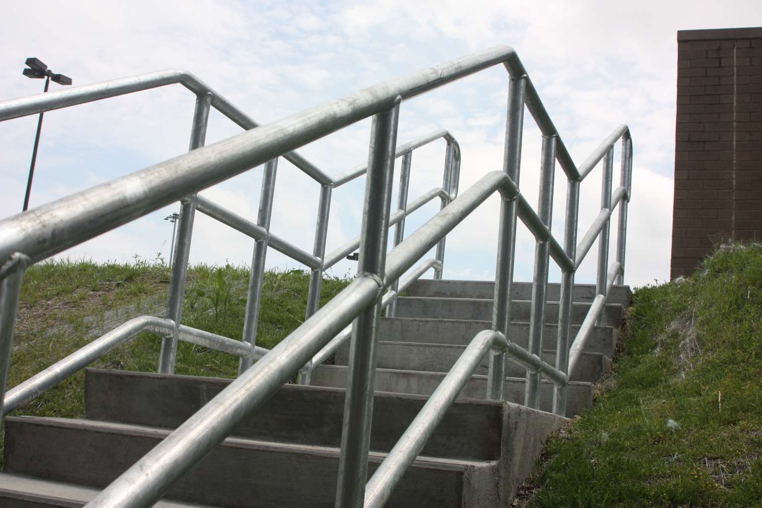 NIT Galvanized Rails